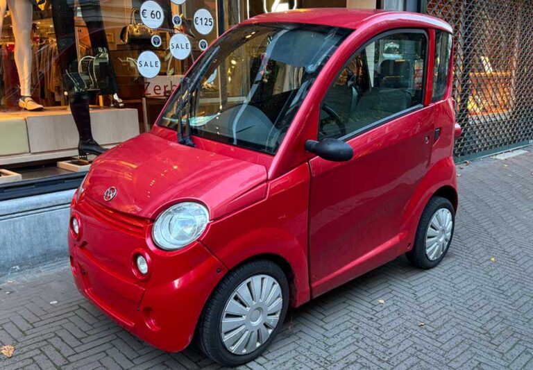 Dutch Moped Cars | ExpatINFO Holland